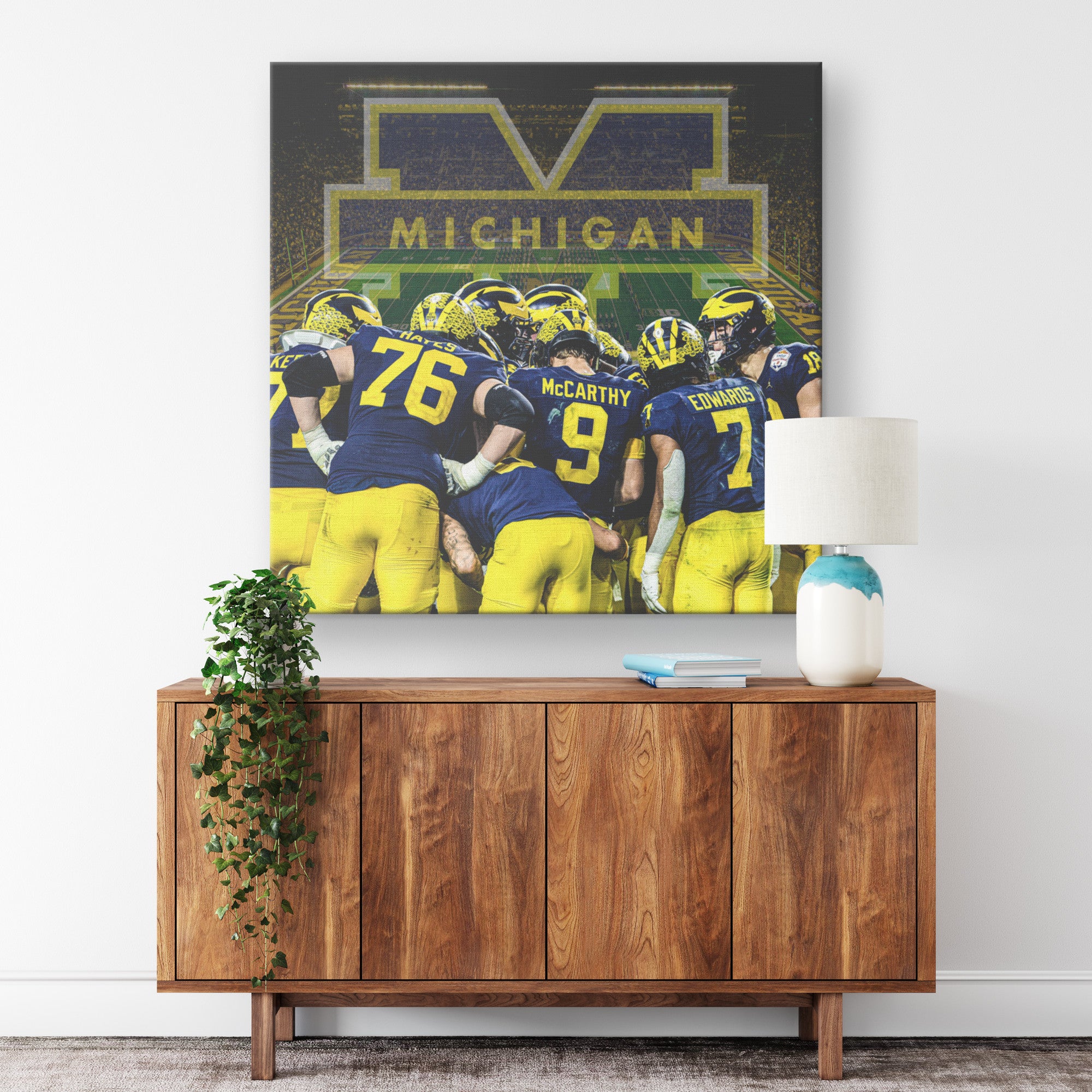 The Michigan Wolverines: Unstoppable – Canvas Edits